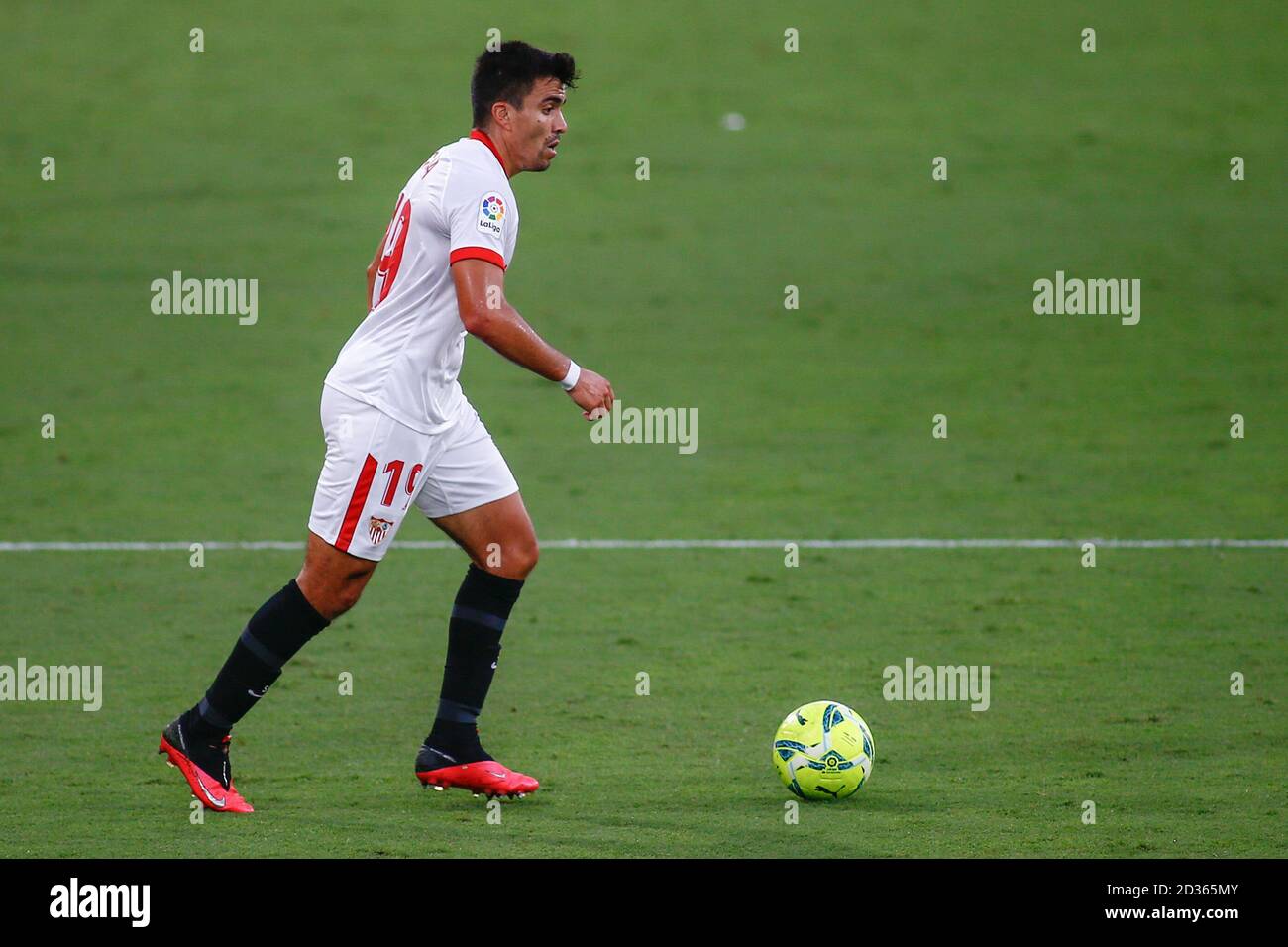 Antonio acuna hi-res stock photography and images - Alamy