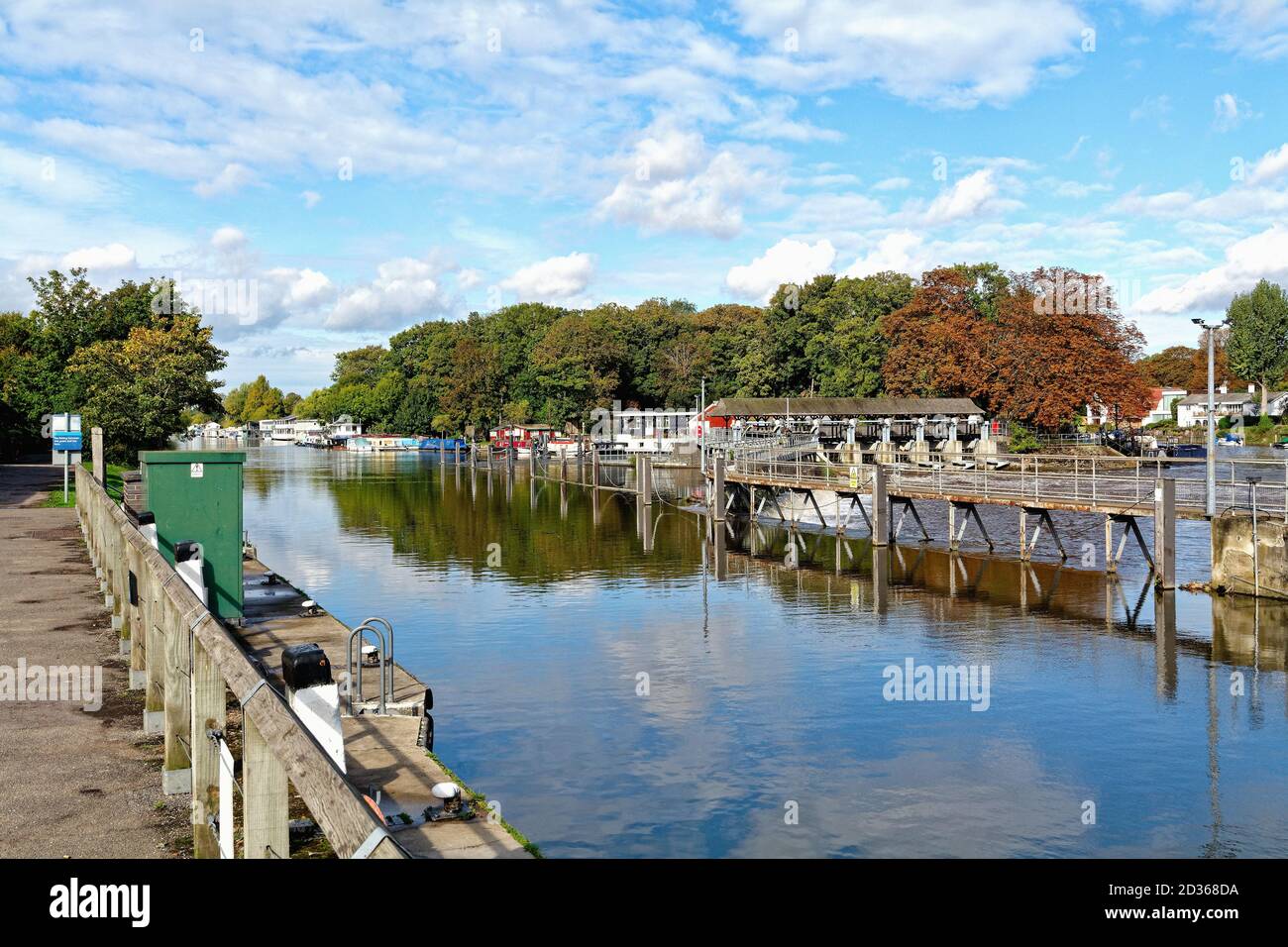The weir at Molesey lock on the River Thames at Hampton Court, greater ...