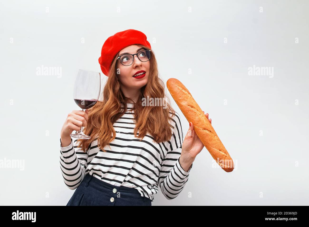 French beret baguette hi-res stock photography and images - Alamy