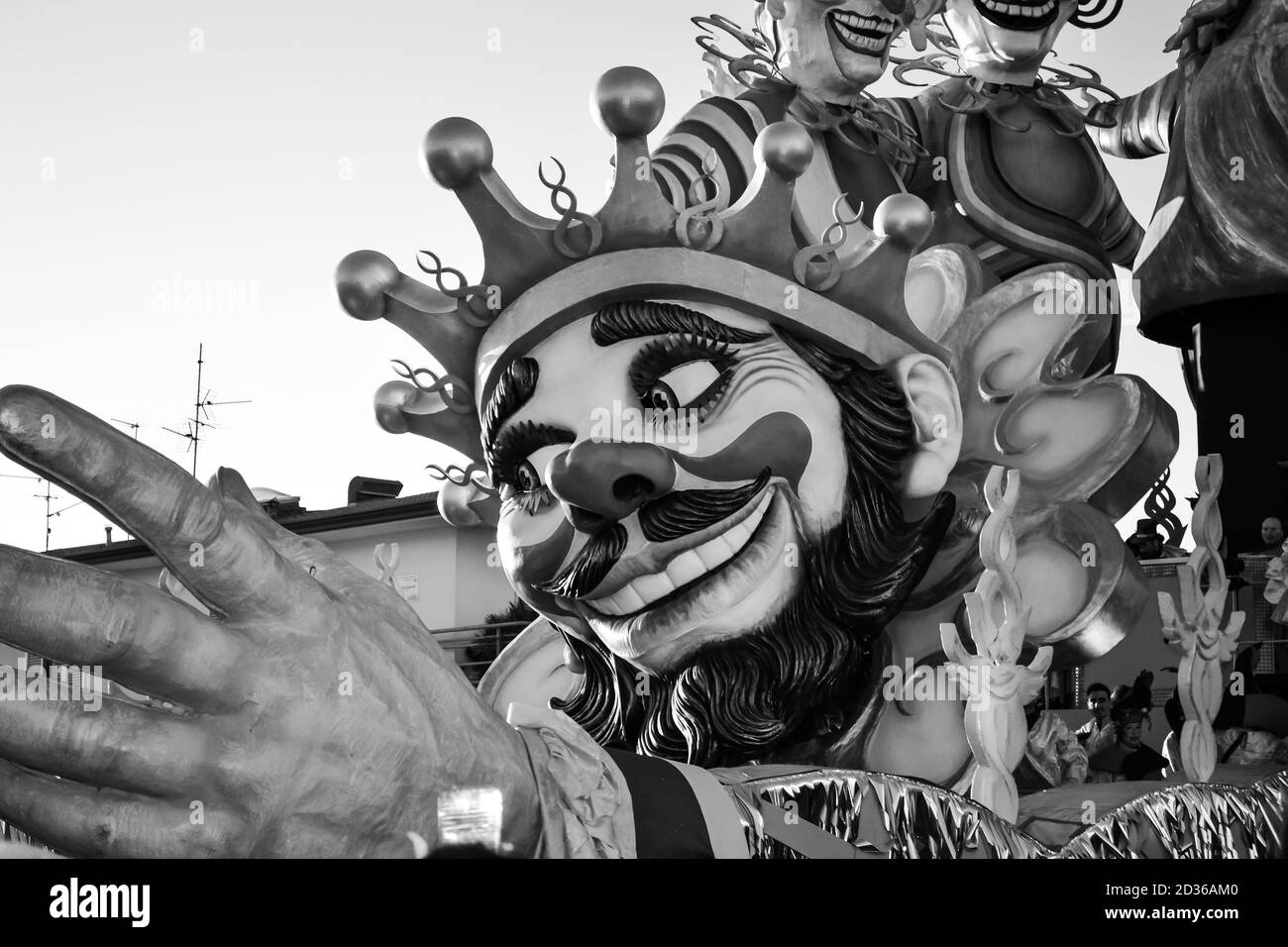 Viareggio, parade of allegorical floats of the most famous Italian ...