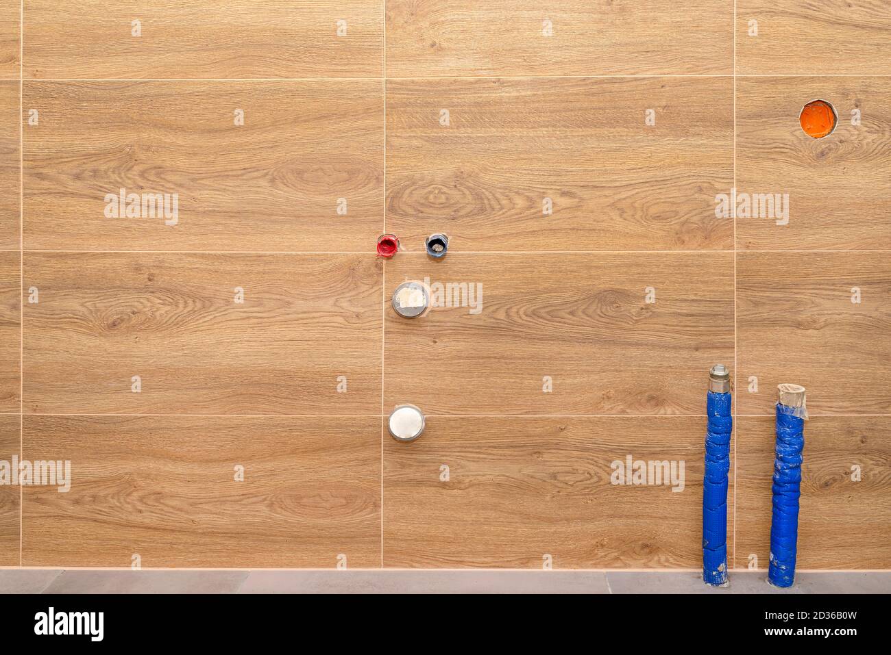 Faucet coming out of wall hi-res stock photography and images - Alamy