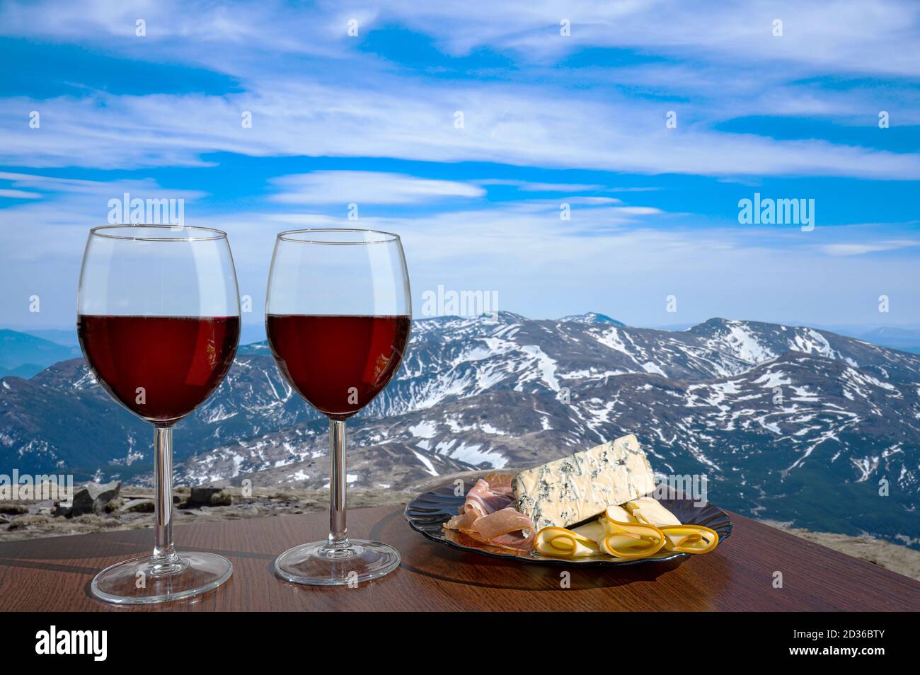 Alpine glasses hi-res stock photography and images - Alamy