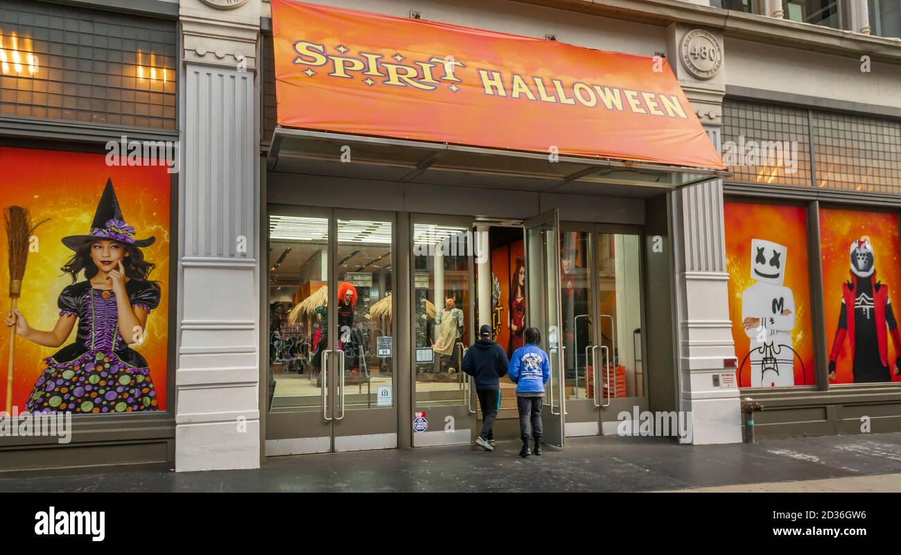 A Spirit Halloween pop-up store in Noho in New York on Sunday, October ...