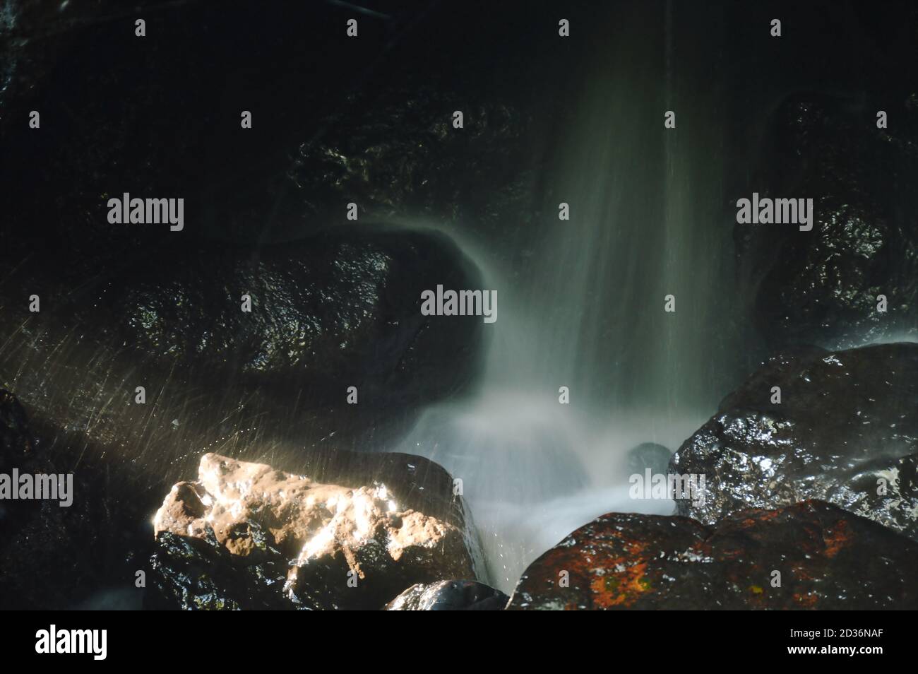 Infinite cave hi-res stock photography and images - Alamy