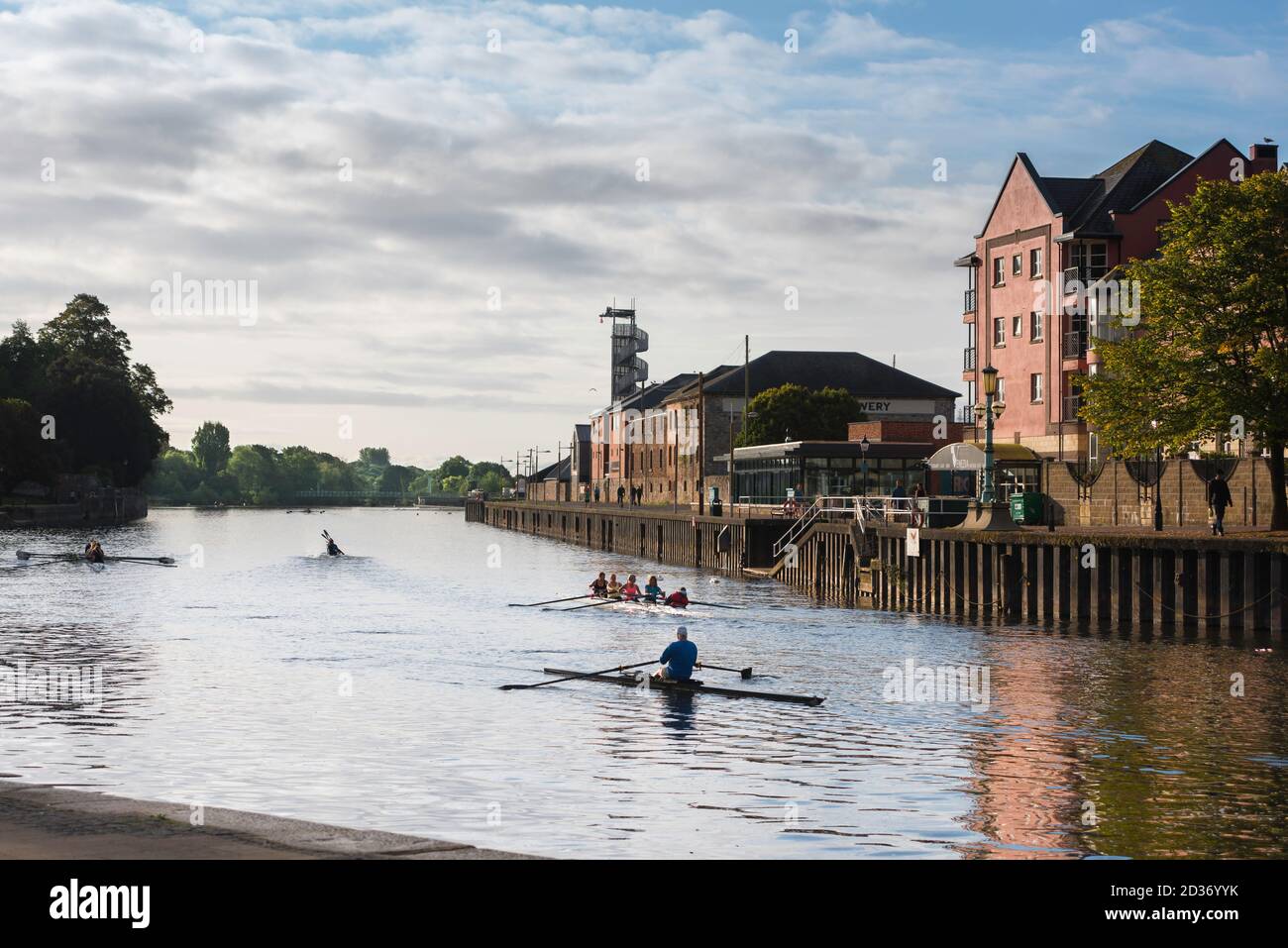 People quay quayside hi-res stock photography and images - Alamy