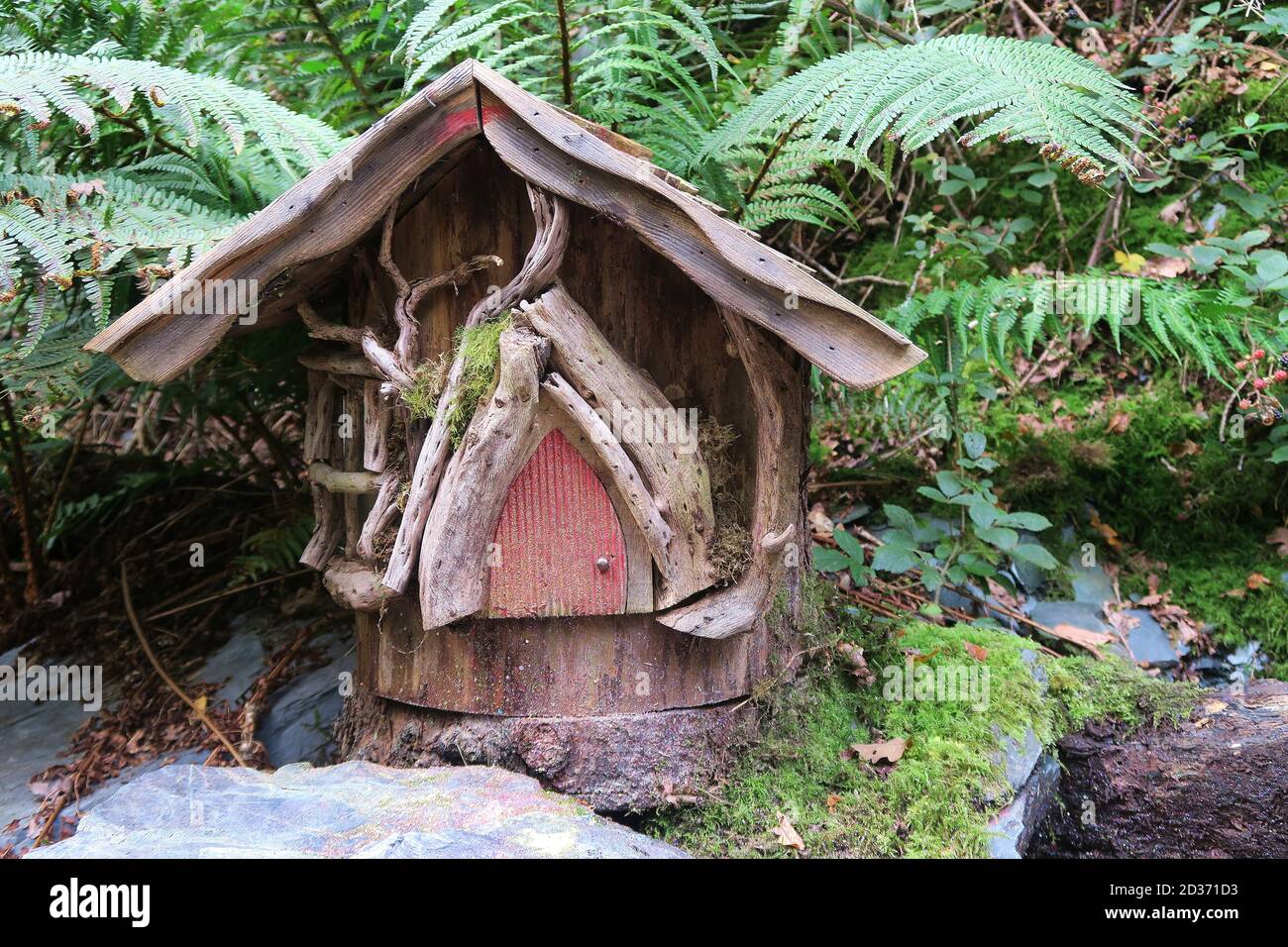 Loch lomond faerie trail hi-res stock photography and images - Alamy