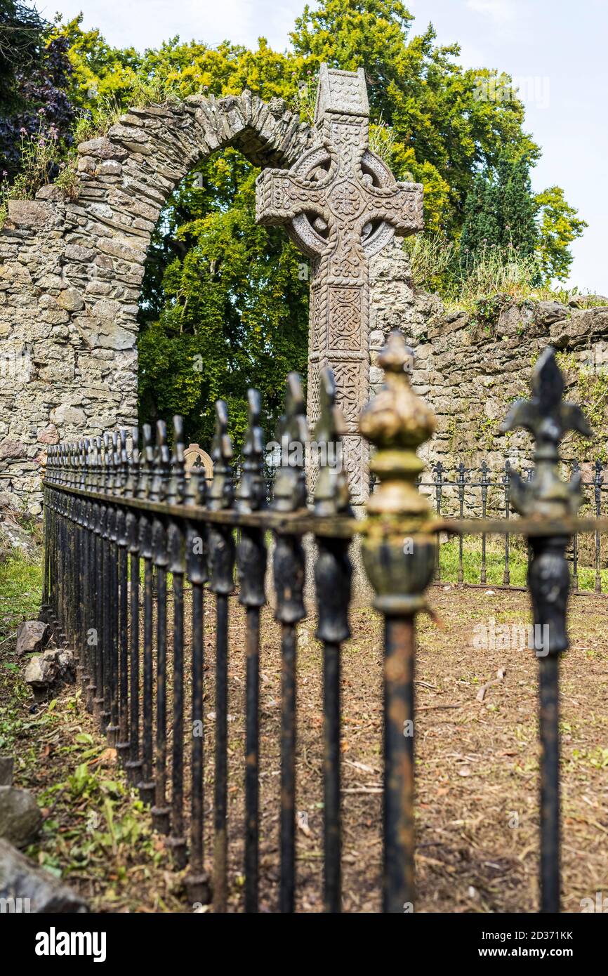 Medieval railing hi-res stock photography and images - Alamy