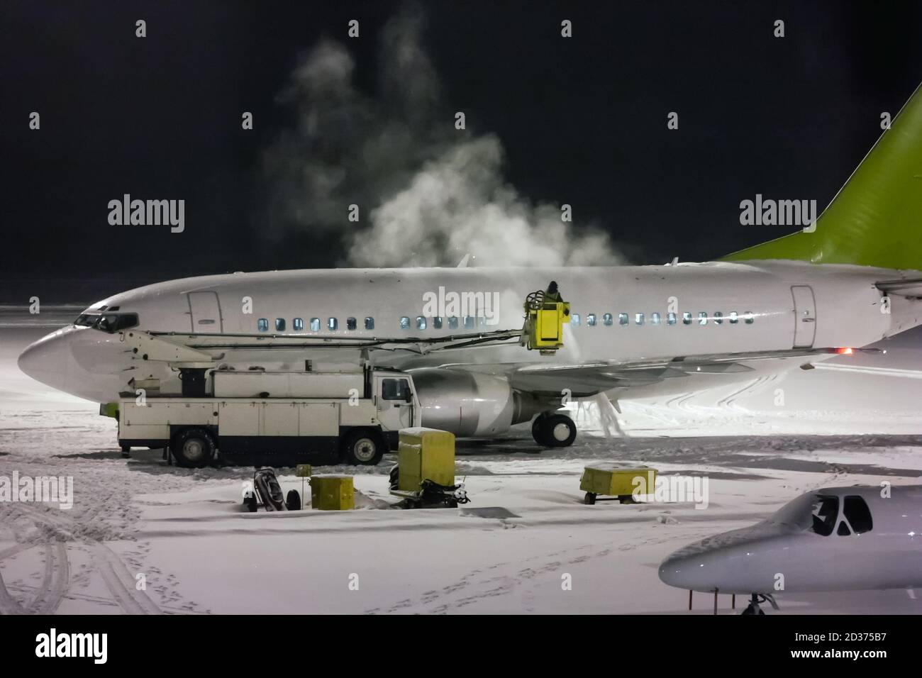 Chemical jet plane hi-res stock photography and images - Alamy