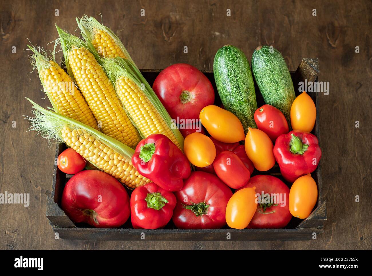 Fresh vegetables assortment corn zucchini hi-res stock photography and ...
