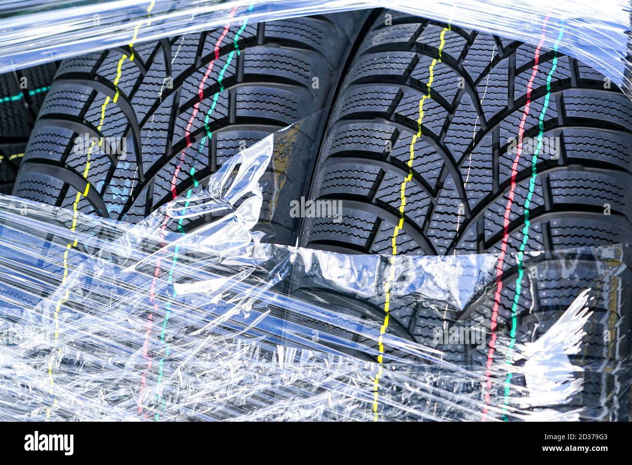 Film wrapped hi-res stock photography and images - Alamy