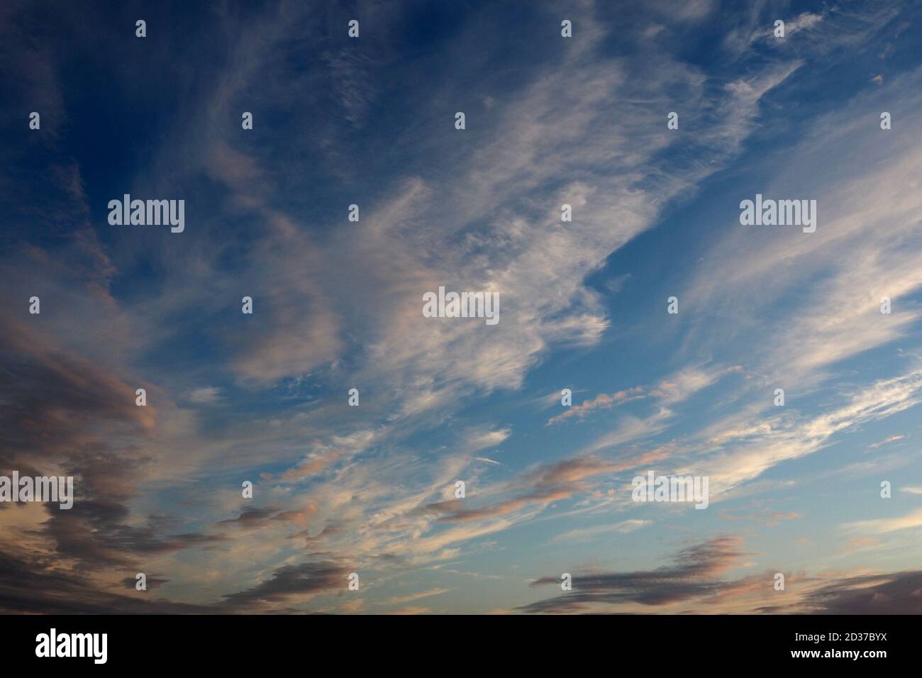 Blue sky thinking hi-res stock photography and images - Alamy