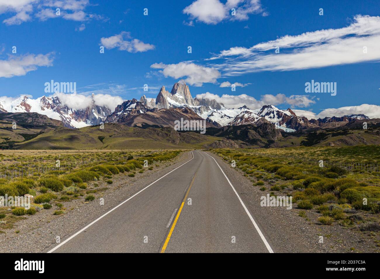 Mt fitz roy hi-res stock photography and images - Alamy