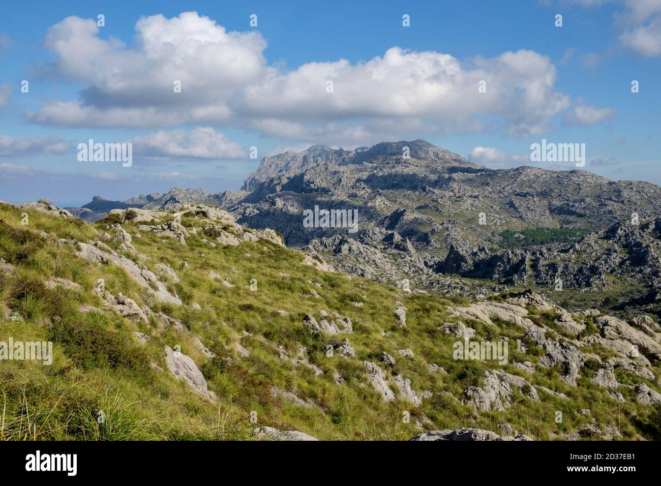 Ruta Artà-Lluc, GR 222, Caimari, Mallorca, balearic islands, Spain ...
