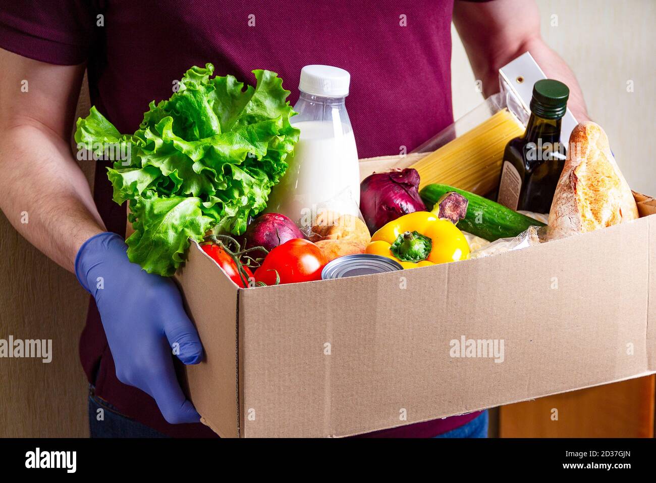 Homeless volunteer close up hi-res stock photography and images - Alamy