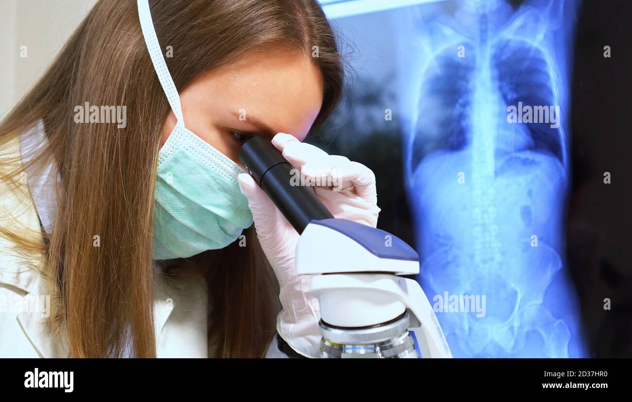 Chest microscope hi-res stock photography and images - Alamy
