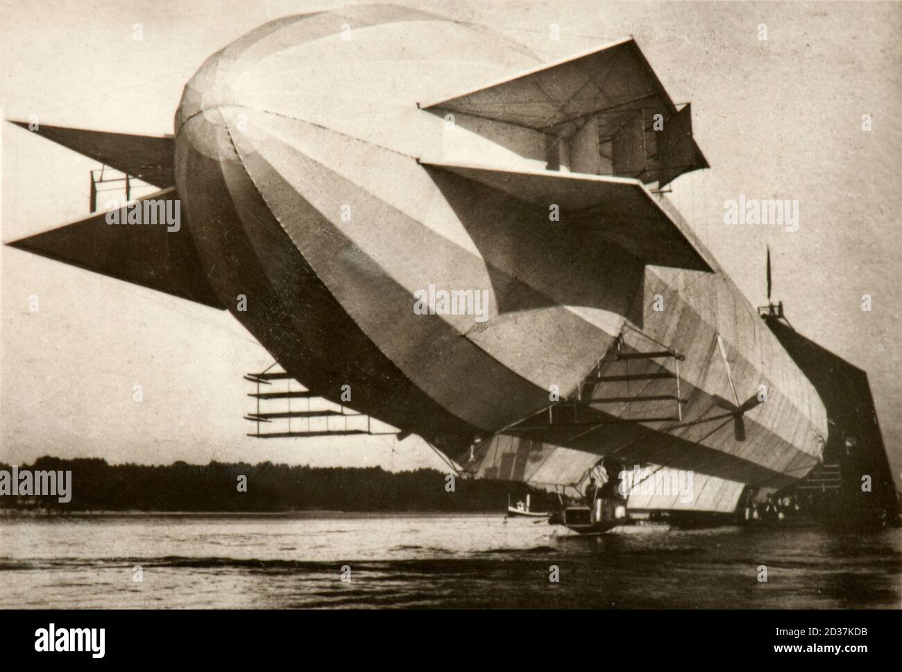 Zeppelin LZ3, purchased by the German Army and was operated as the Z1 ...