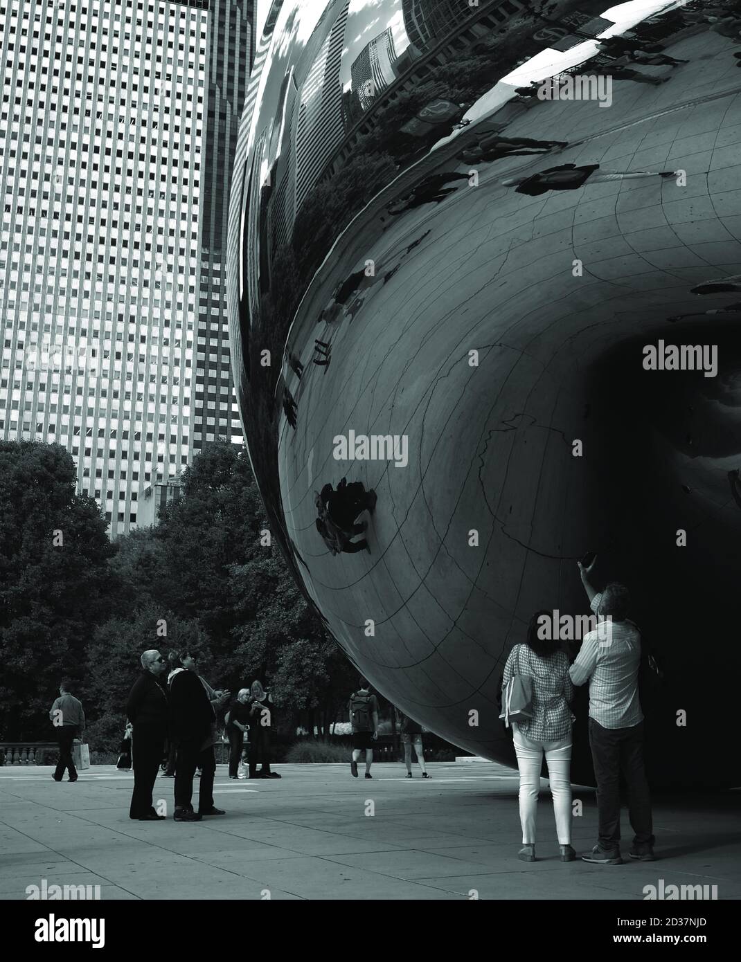 Cloud gate anish kapoor hi-res stock photography and images - Alamy