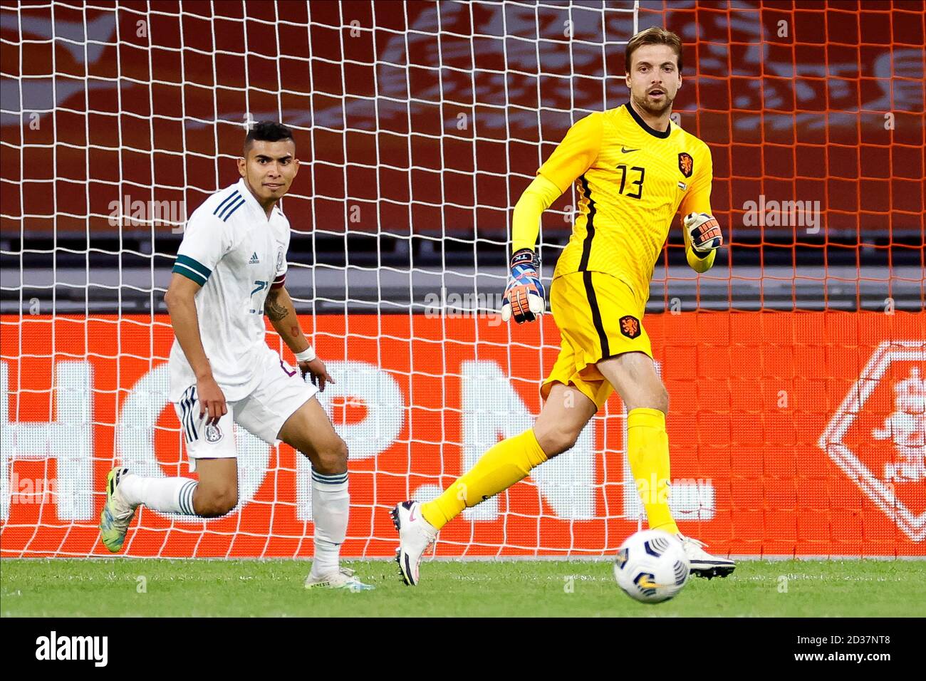 Amsterdam, Netherlands. 07th Oct, 2020. AMSTERDAM, 07-10-2020 ...