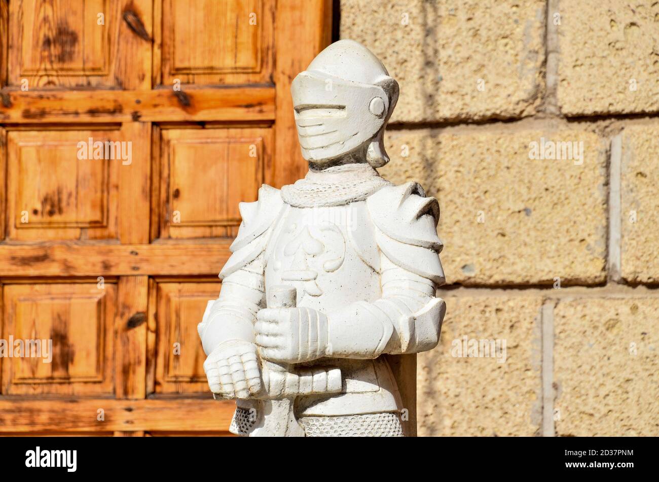 Statue of a Medieval Knight Stock Photo - Alamy