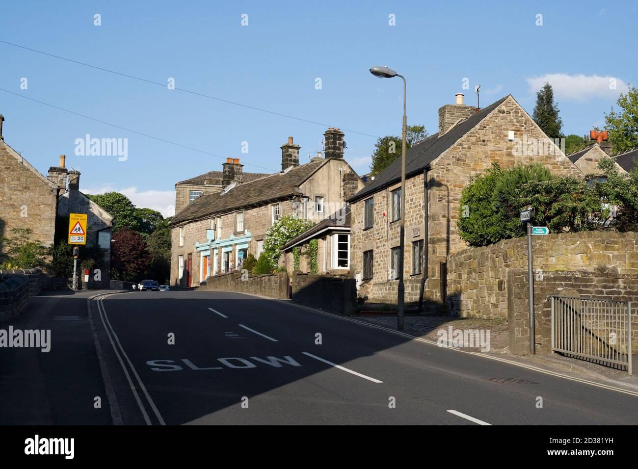 Hathersage village hi-res stock photography and images - Alamy