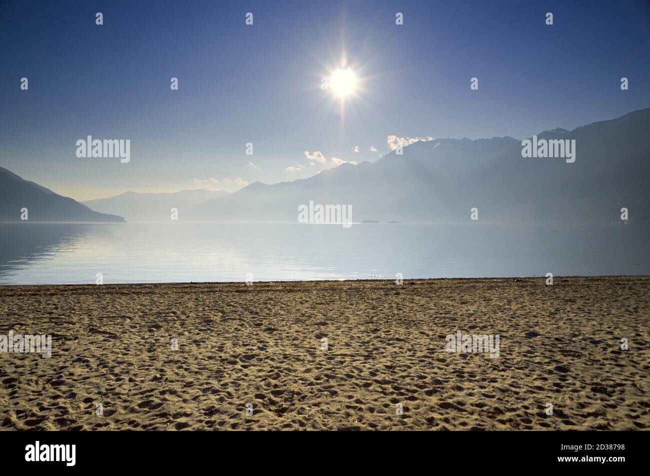 333dyj8r hi-res stock photography and images - Alamy