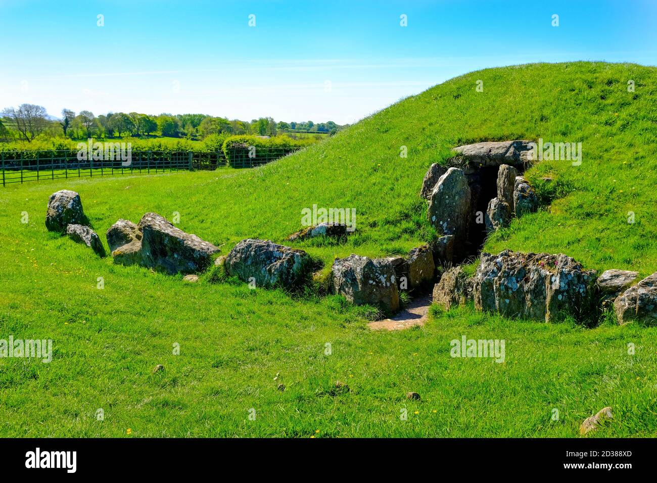 East entrance to Bryn Celli Ddu, neolithic passage tomb on the Isle of ...