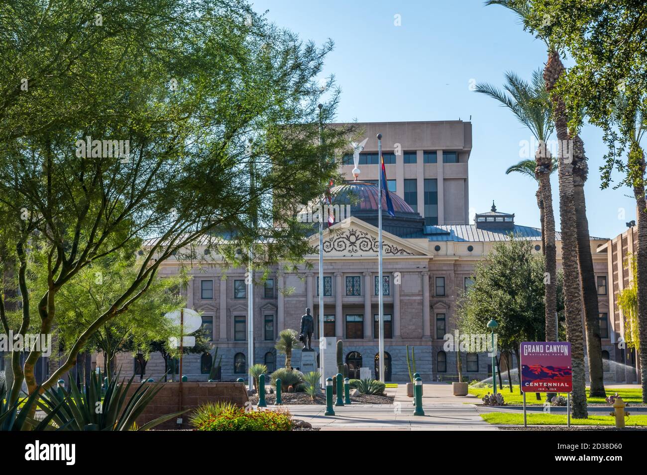 Phoenix, AZ, USA - October 24, 2019: The huge outside preserve grounds ...