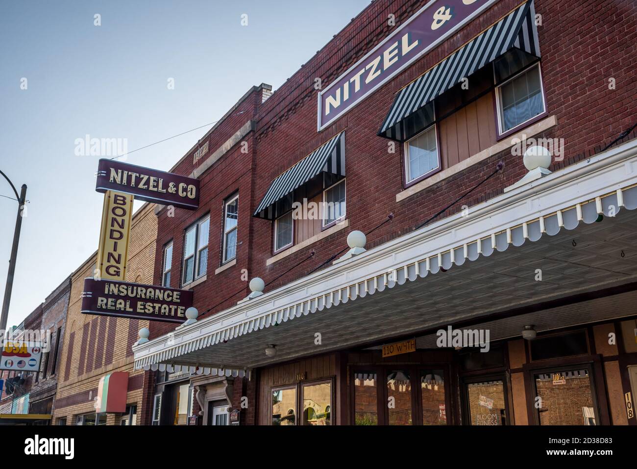 Grand Island, NE, USA - August 16, 2019: The Nitzel and Co Bonding ...