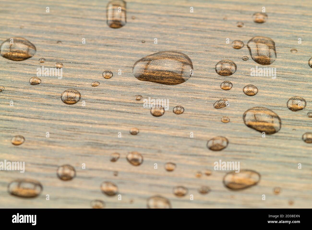 Natural water drops hi-res stock photography and images - Alamy