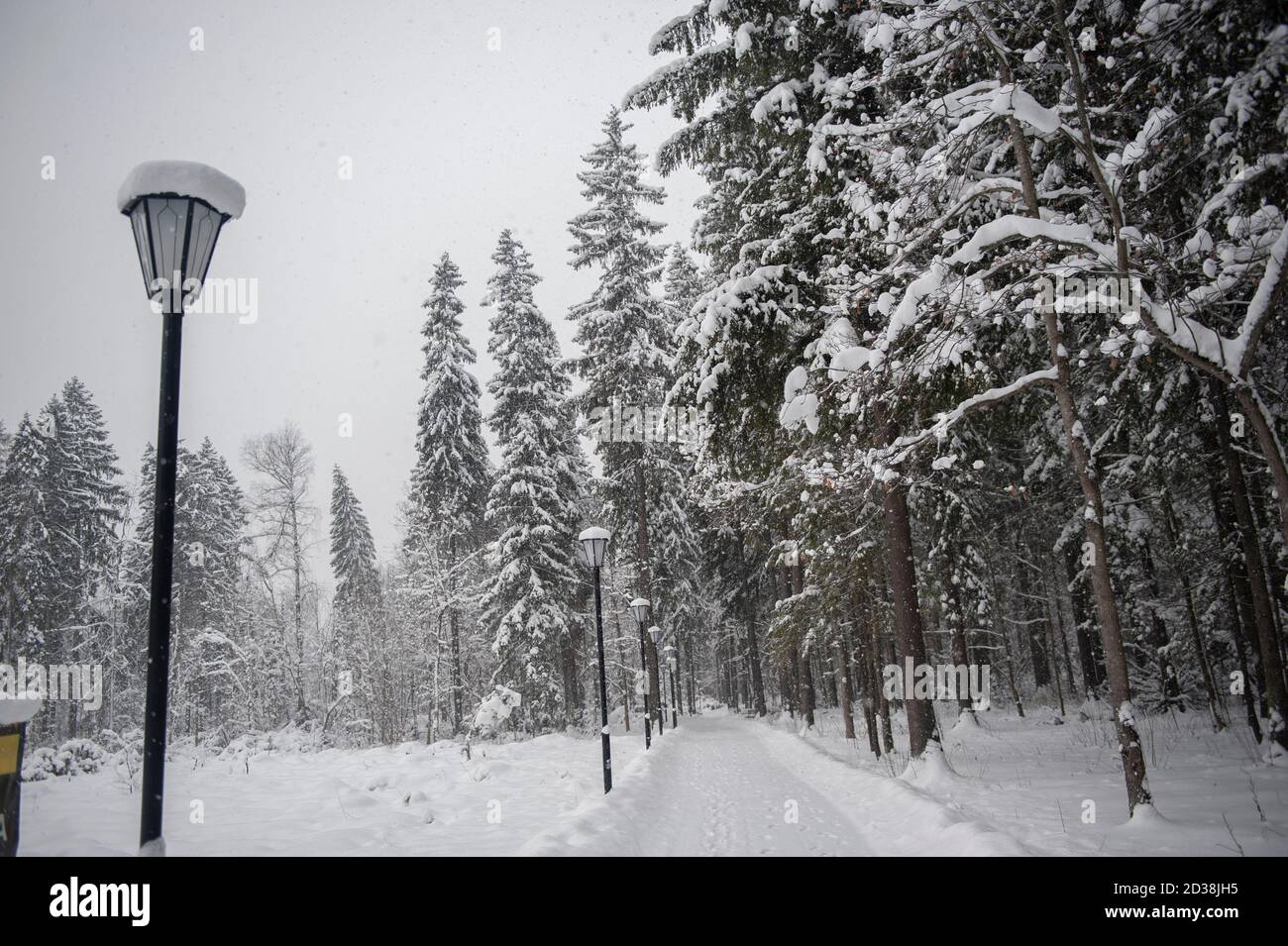 Narnia lamp hi-res stock photography and images - Alamy