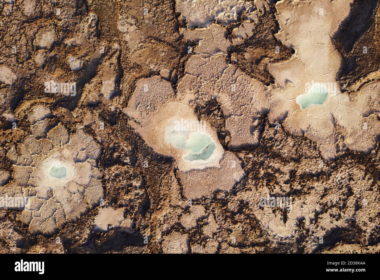 Dry salt lake china hi-res stock photography and images - Alamy