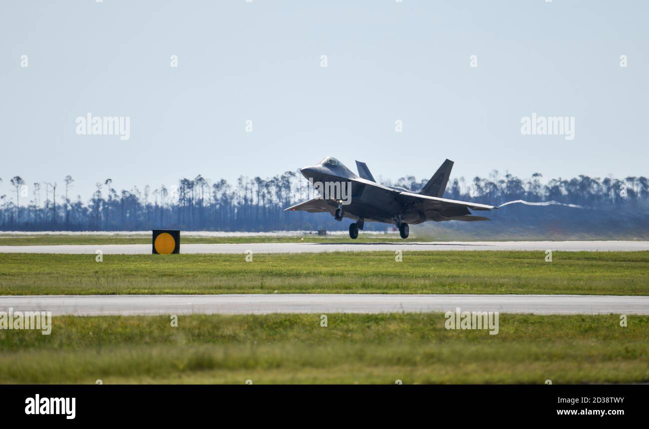 A U.S. Air Force F-22 Raptor Operational Test aircraft assigned to ...