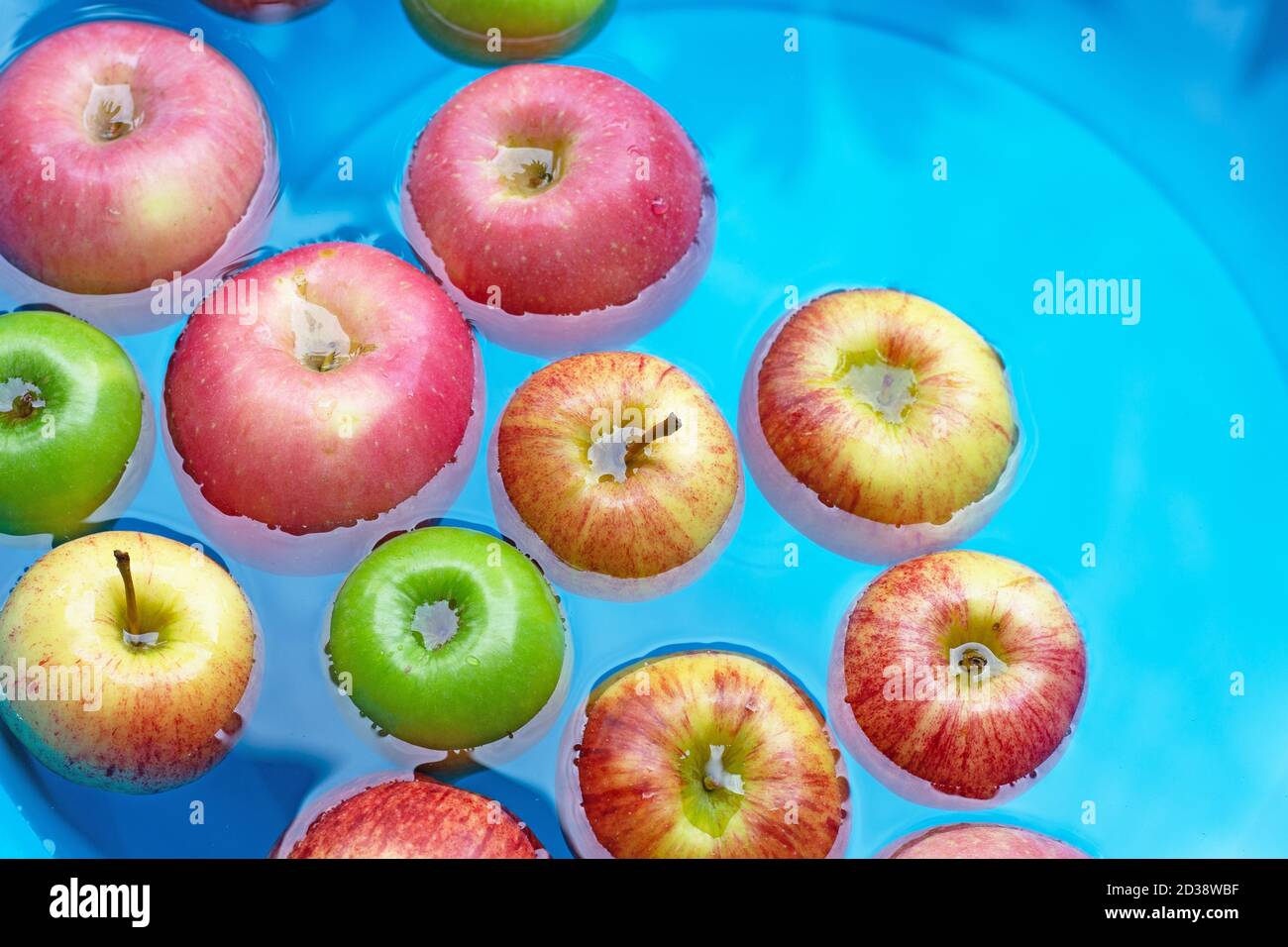Washing fresh apples in the water Stock Photo - Alamy