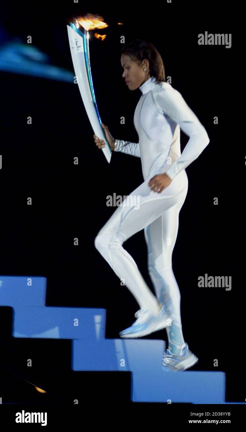 Olympic torch of sydney hi-res stock photography and images - Alamy