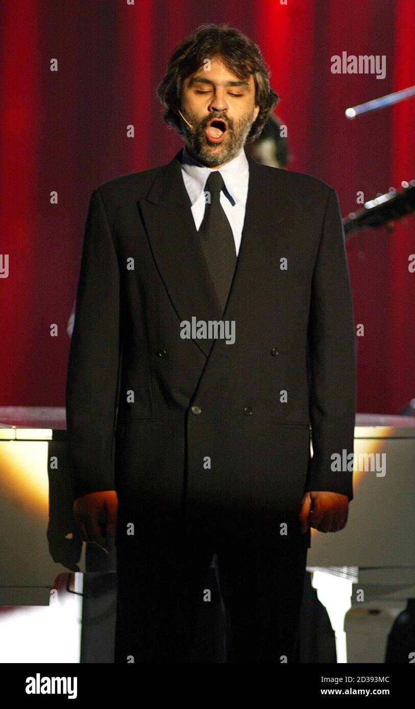 Italian music awards 2002 hi-res stock photography and images - Alamy