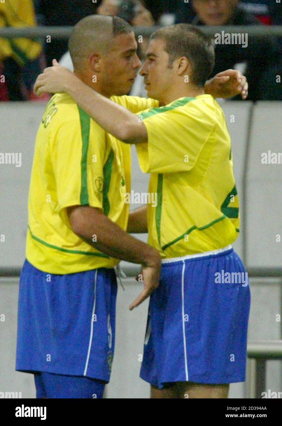 Luizao brazil world cup 2002 hi-res stock photography and images - Alamy