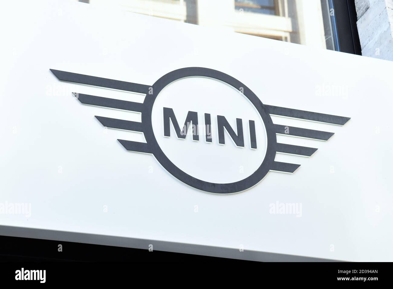 Mini logo hi-res stock photography and images - Alamy