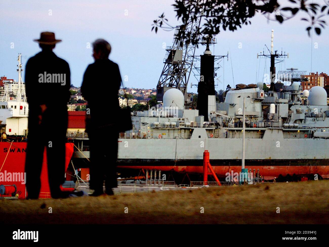Type 42 Destroyer Hms Nottingham High Resolution Stock Photography and ...