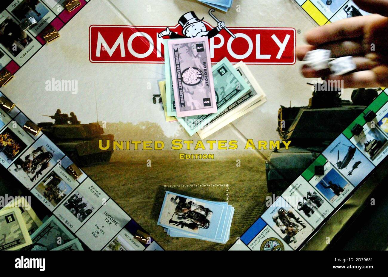 In the desert outside kuwait city hi-res stock photography and images ...