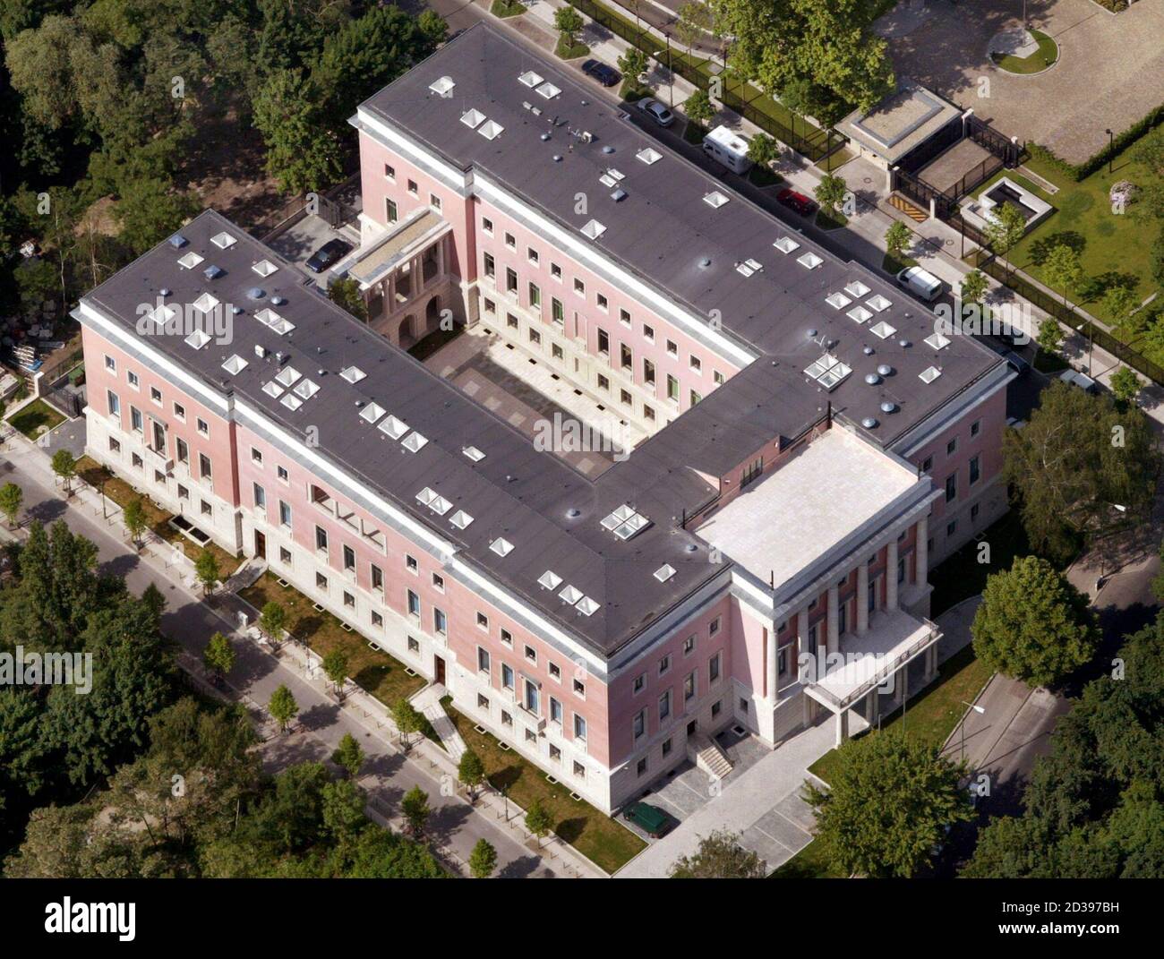 Mussolini and hitler berlin hi-res stock photography and images - Alamy