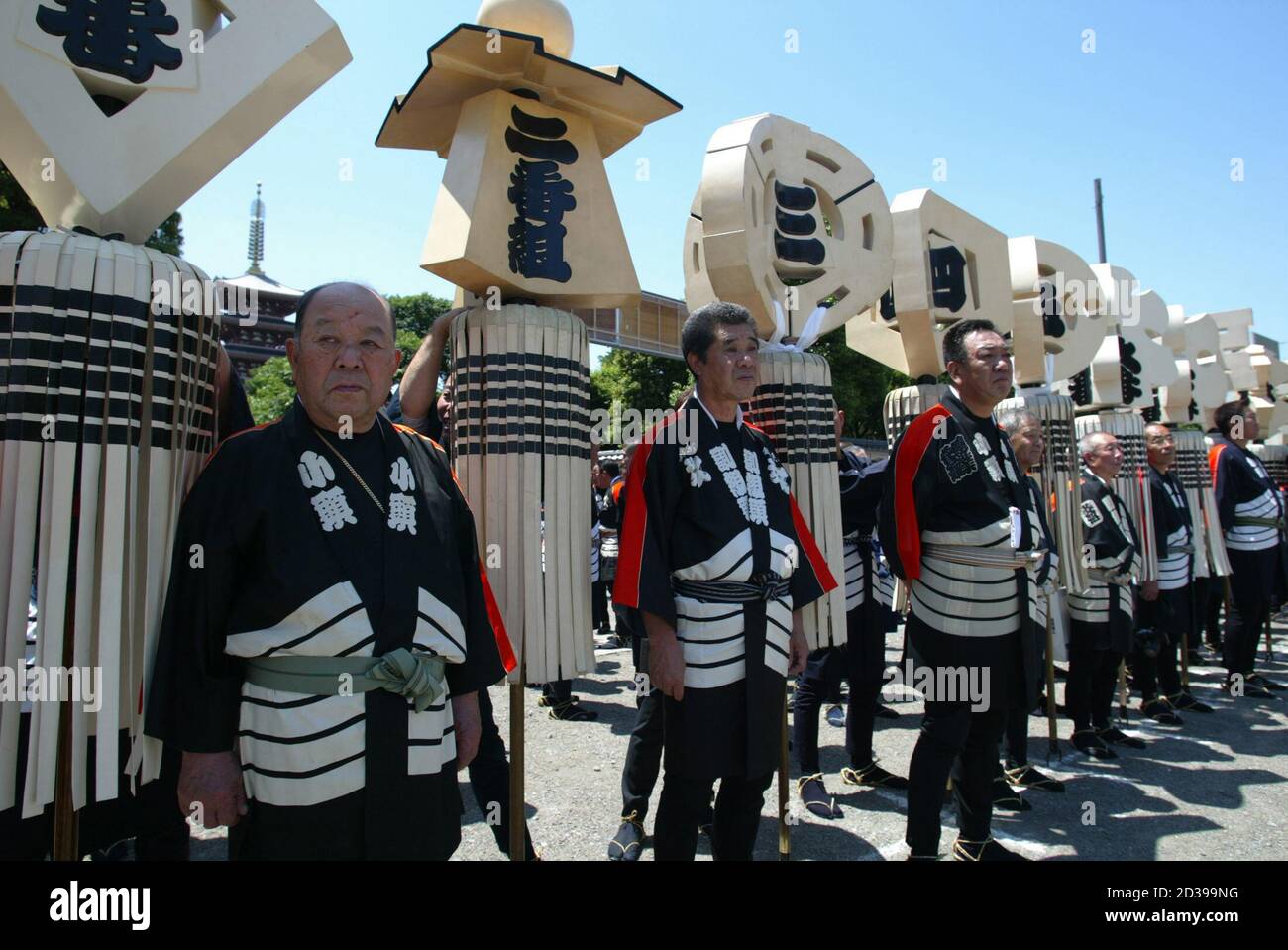 Traditional Japanese Firefighters High Resolution Stock Photography and ...