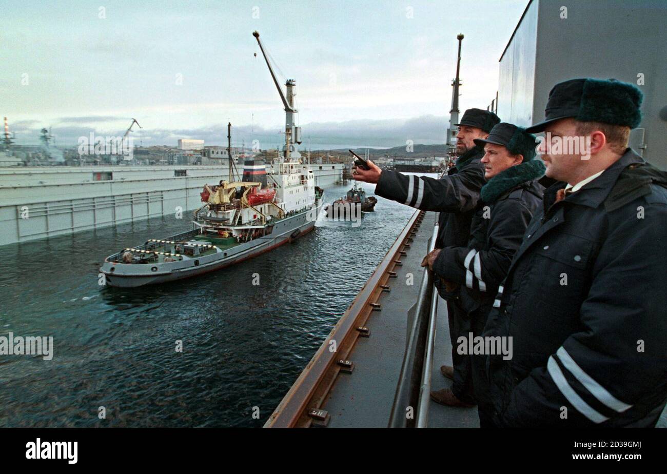 Docking operation High Resolution Stock Photography and Images - Alamy