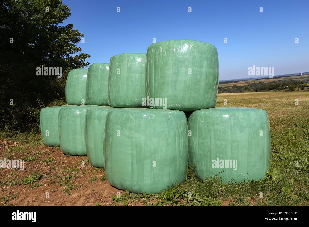 White plastic covered bales hay hi-res stock photography and images - Alamy
