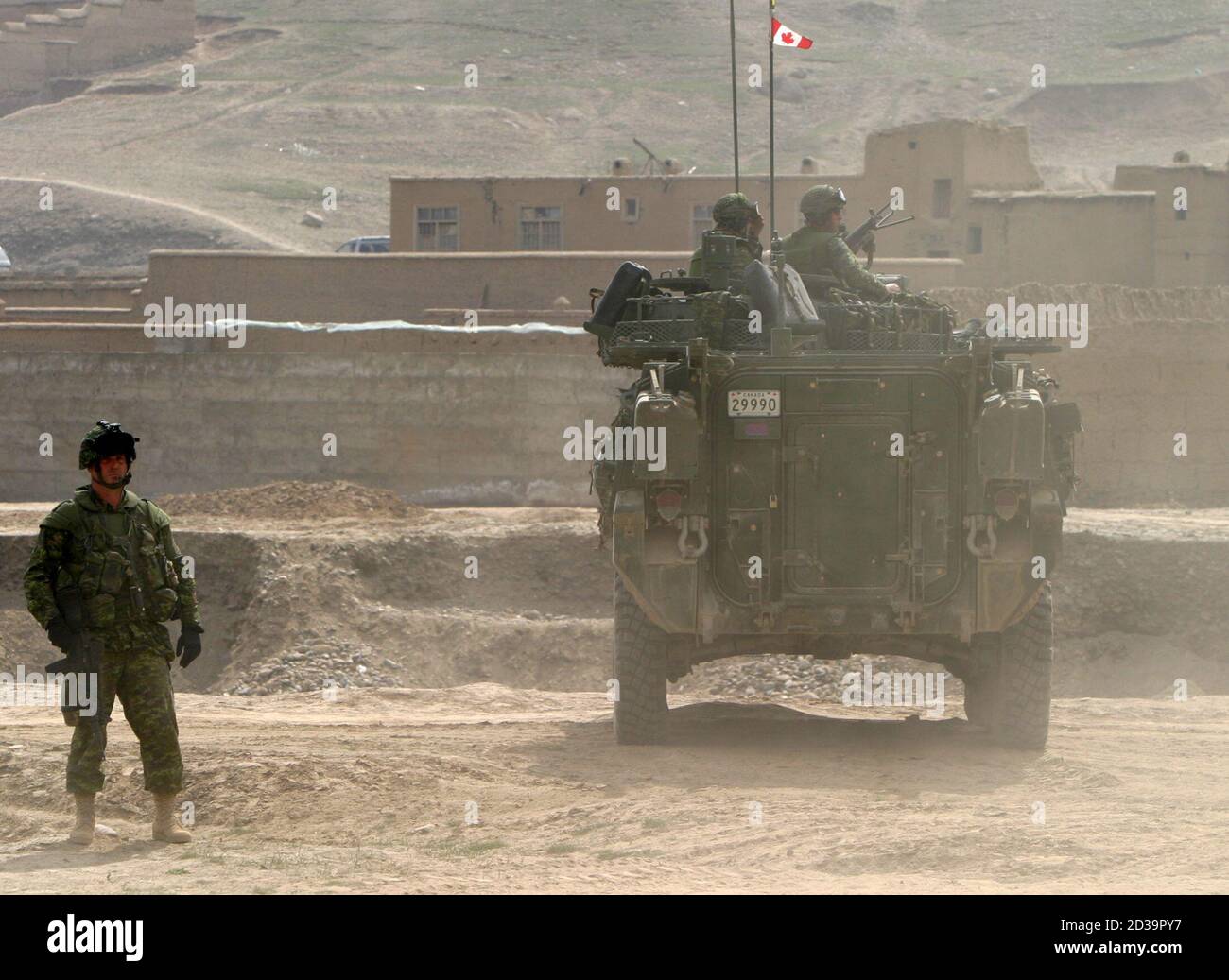 Canadian defence force hi-res stock photography and images - Alamy