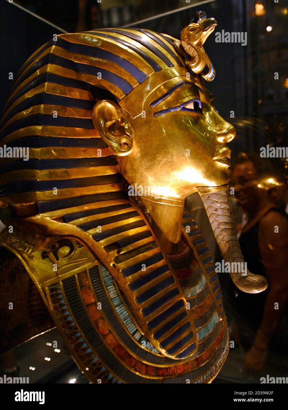Tutankhamen's mummy hi-res stock photography and images - Alamy