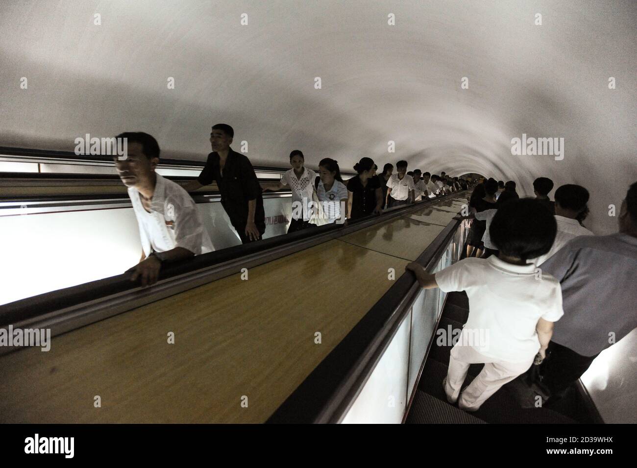 Korean metro system hi-res stock photography and images - Alamy