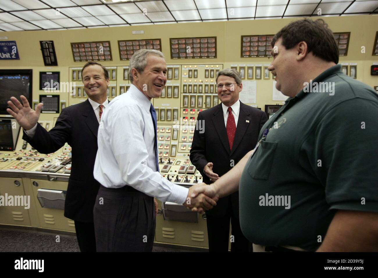 Calvert cliffs nuclear power plant hi-res stock photography and images ...