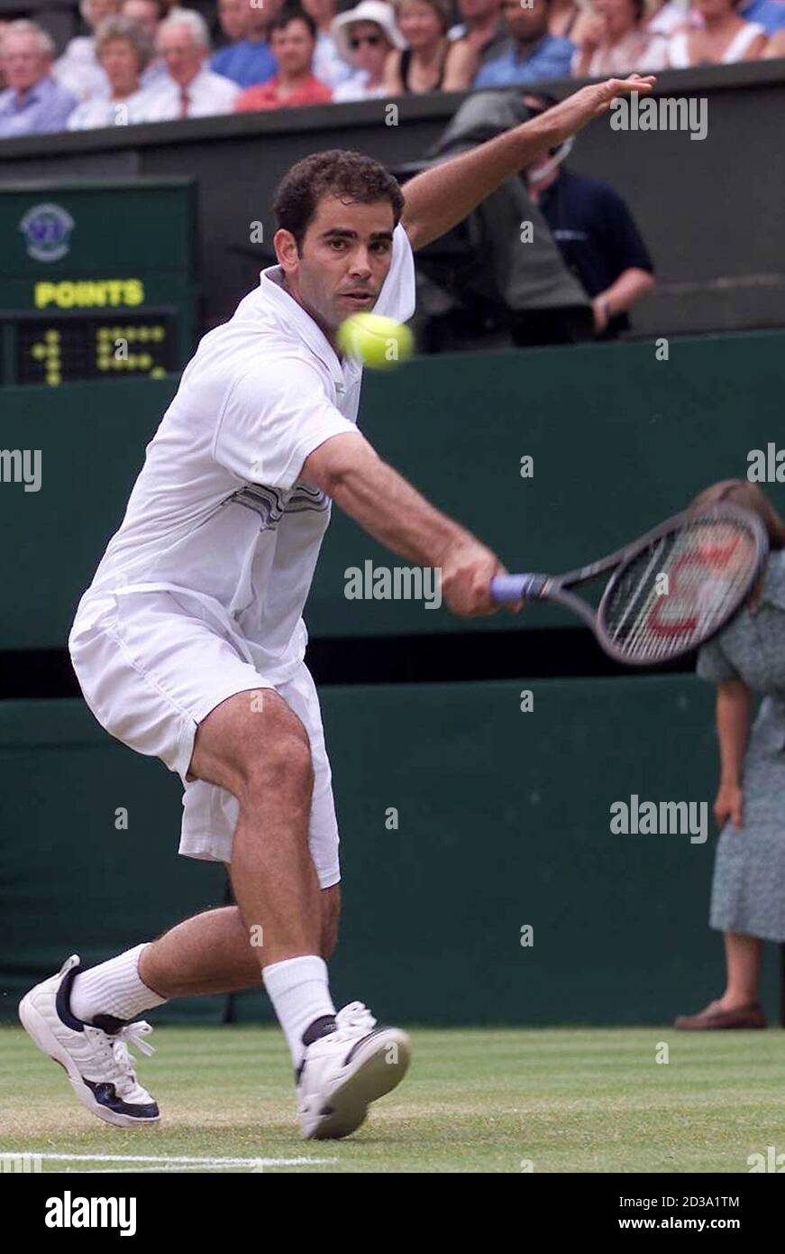 Wimbledon 2001 federer hi-res stock photography and images - Alamy