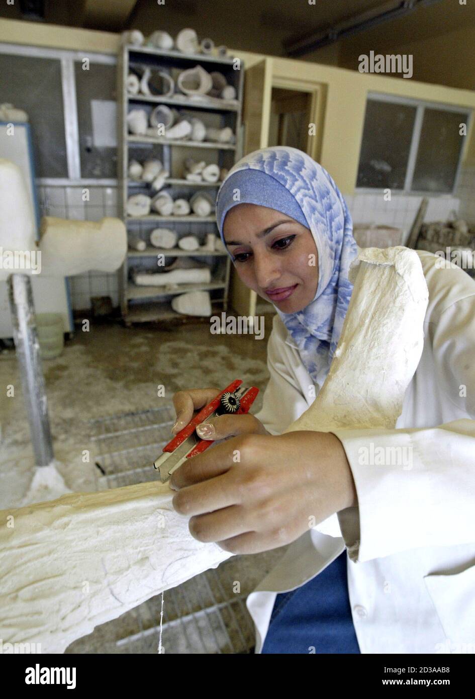 Medical centre for amputees hi-res stock photography and images - Alamy