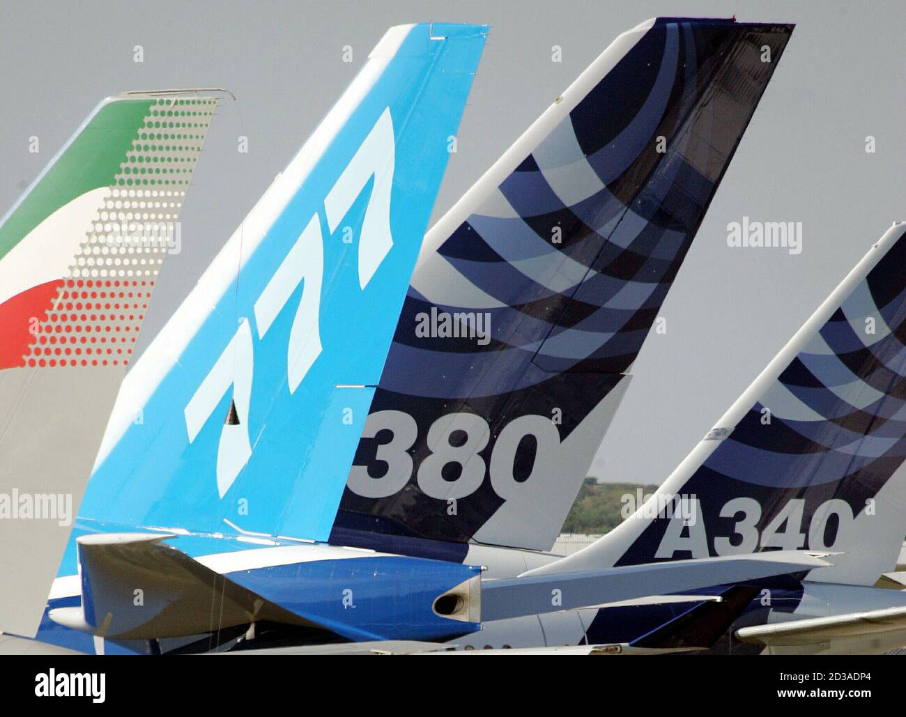 Twin tail planes hi-res stock photography and images - Alamy